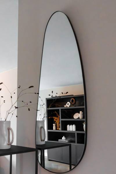 Asymmetrischer Spiegel Schwarz
