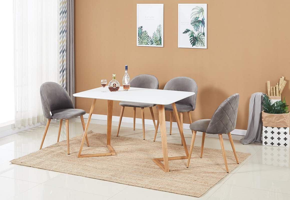Ess-Set, ein Tisch und 4 Stühle kaufen | home24
