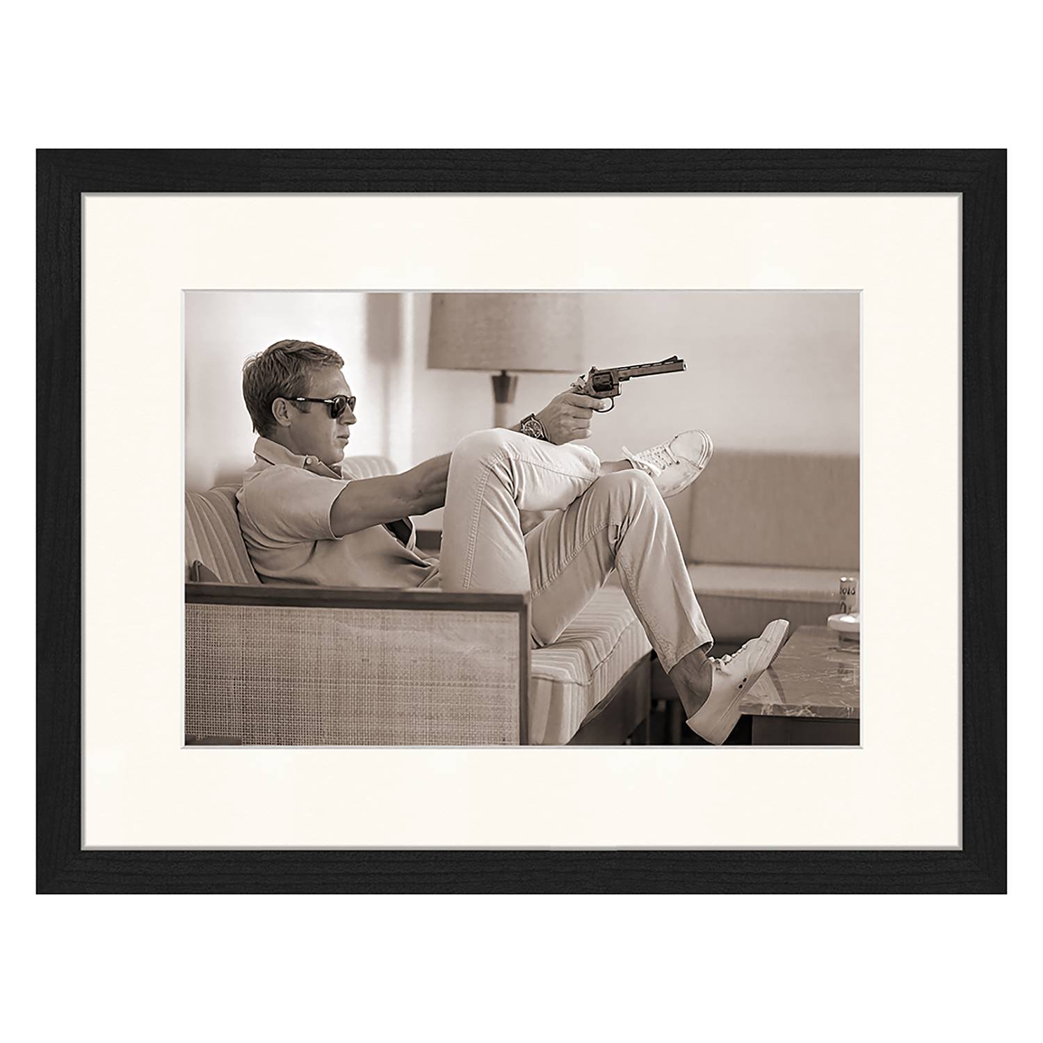 Bild Steve with Gun kaufen | home24